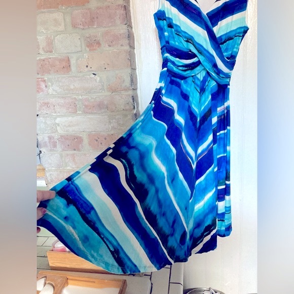 Phase Eight | Dresses | 3 For 8 Aline Wrap Dress Sz 1 Midi Length ...